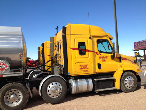 Engine Lubricant Bulk Delivery Services | Harms Oil Company